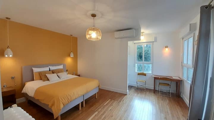 2 Chambres Au Domaine De Treuillaud Avec Piscine - Châteauroux