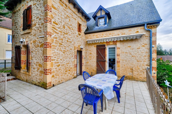 Maison En Pierre Avec Une Terrasse, Idéal Pour 4 - Sarlat-la-Canéda