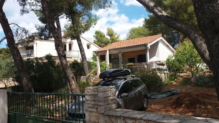 K-23755 Maison D'une Chambre Prés De La Plage - Maslinica