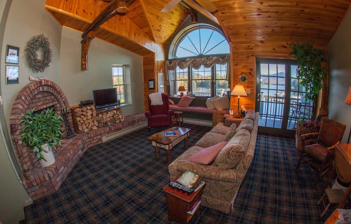 Beautiful Lake Views, Walk To Town, Pool, Beach! - Lake Placid, NY