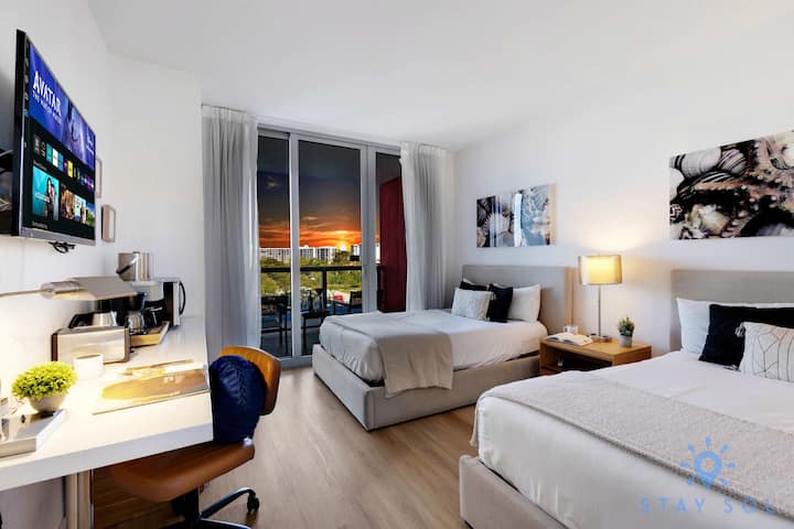 Lovely Studio In Luxurious Resort & Pool - Hollywood, FL