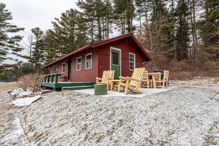Meadow Top Cabin: Cozy Cabin In Mill River, Ma - The Berkshires, MA
