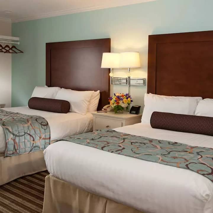 Choose From The Bluff Pub & Union Grill - York