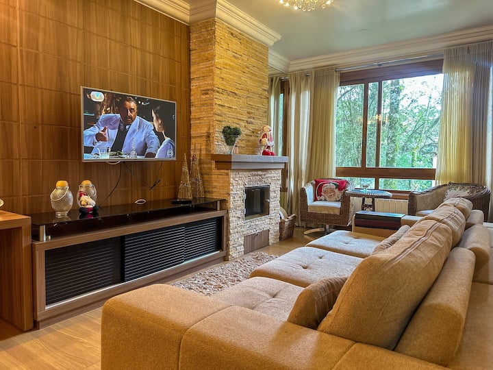 Encante-se Com O Refúgio Perfeito Em Gramado - Gramado