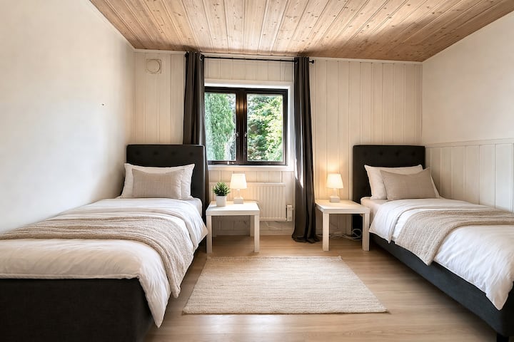 Spacious 7br Villa W/ Parking For Large Groups - Gothenburg