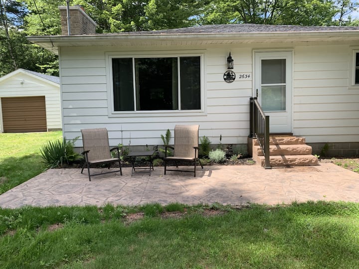 Alabaster Cottage - Tawas City, MI
