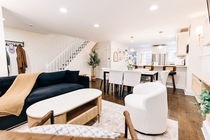 True 2-bed In A Brownstone - 20 Mins To Nyc! - Weehawken, NJ
