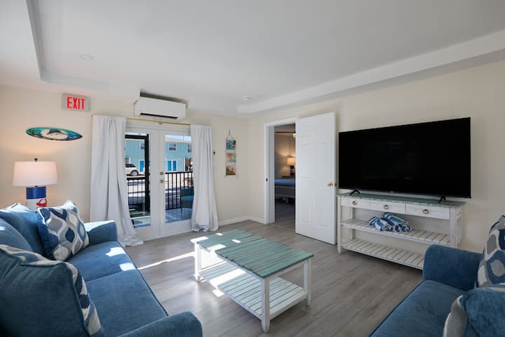Gorgeous Condo With Pool And Spa - Fort Myers Beach, FL