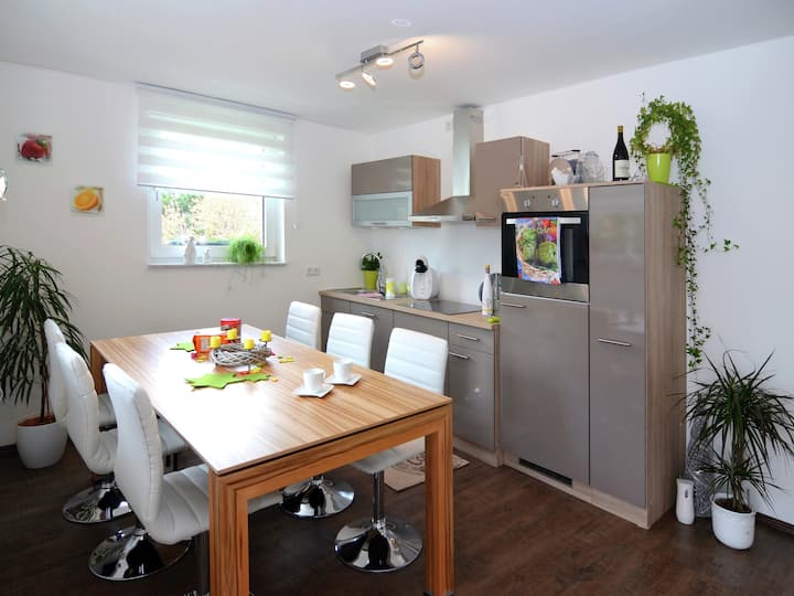 Modern Holiday Home In Schwarzhausen Near Forest - Bad Tabarz