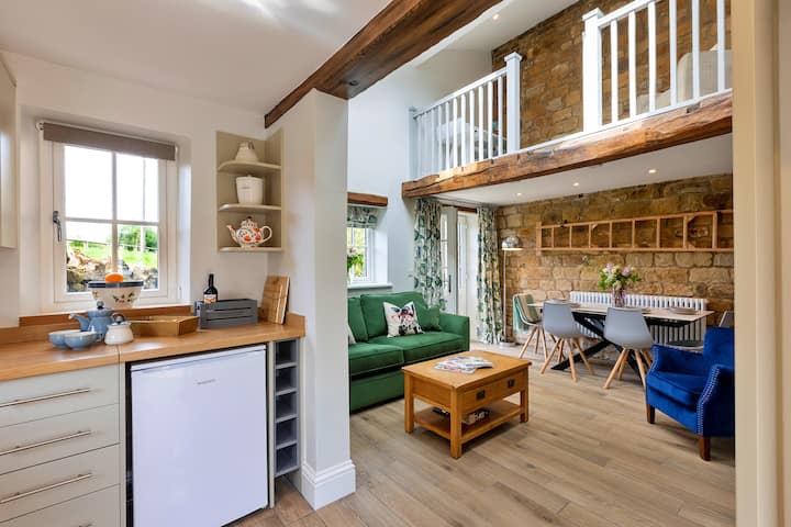 Finest Retreats | Cherry Cottage Nr Grantley Hall - Ripon
