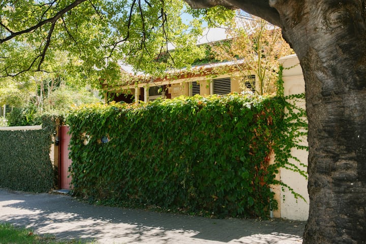 Contemporary Haven | Private Yard & Bbq | Adelaide - Stirling