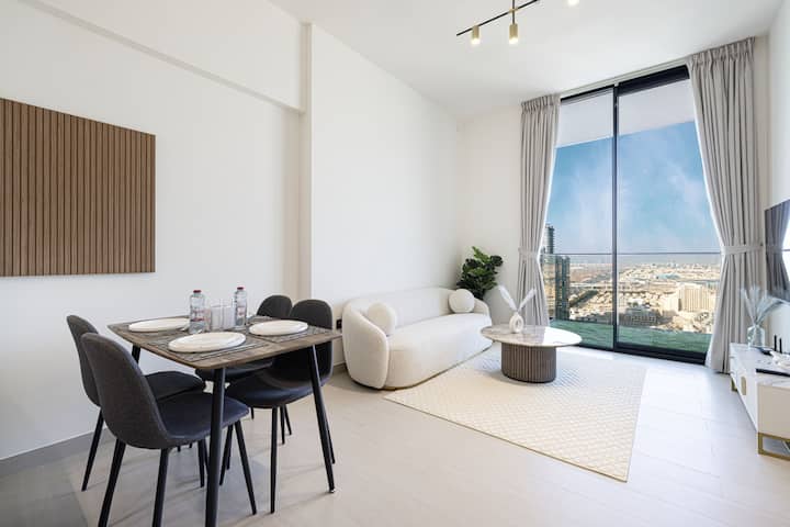 Lux 1-bed In Jvc W/pool & Gym | City Views - Dubai