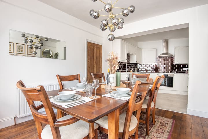 5 Lower Fairview Road - Dartmouth