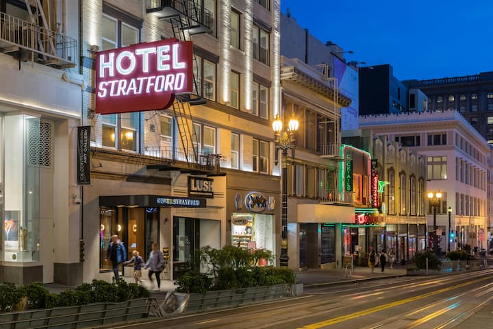 Union Square Address – In The Heart Of The City - 우사시