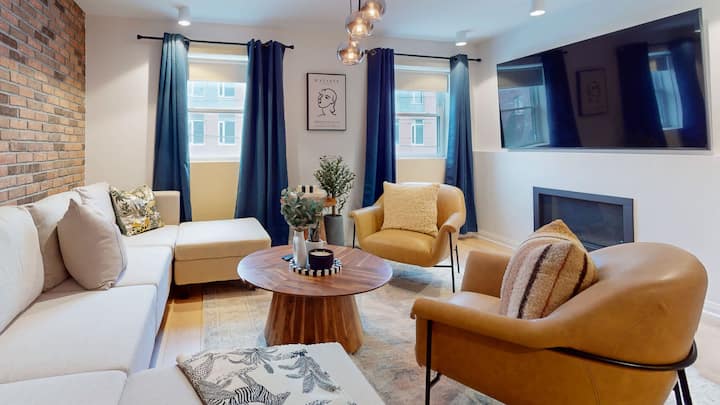 Casa Hotel Elegant 2br Apt In Leslieville - Mississauga