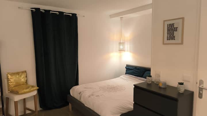Studio Zen Et Moderne à St-zacharie - Nans-les-Pins
