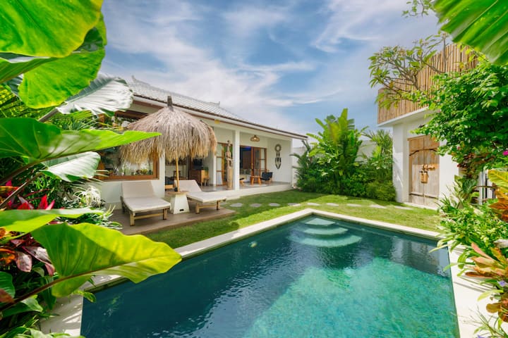 1br Private Pool Villa Kepompong - Seminyak