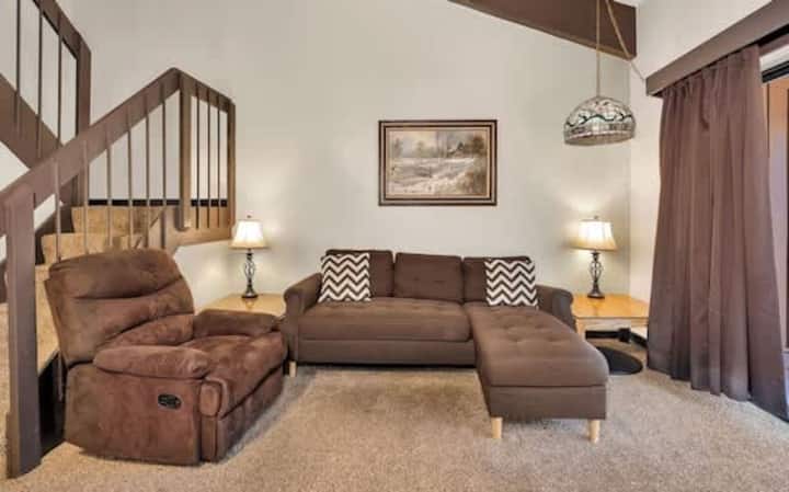 Treetop Condo In Yosemite-sleeps 6-balcony - Yosemite Valley, CA