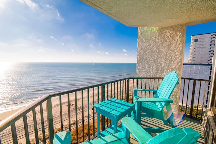 Pet Friendly Modern Oceanfront Suite - Surfside Beach, SC