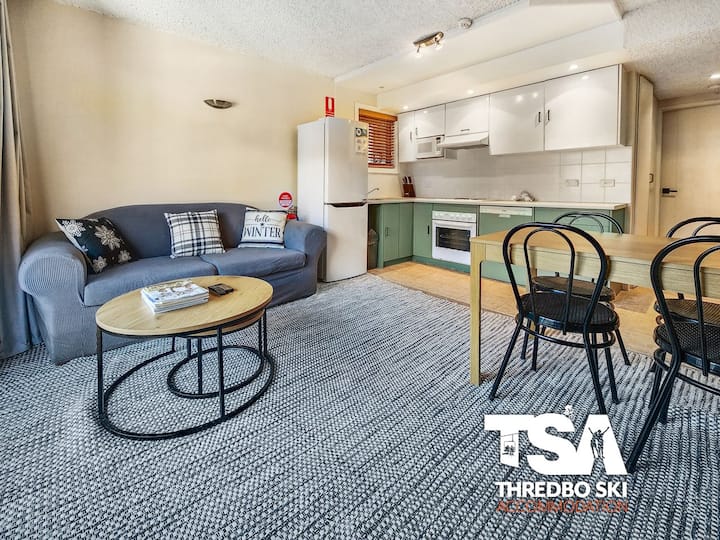 Sashas 2 - Central Village - Thredbo