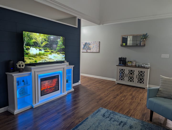 Miss Poplar | Cozy & Clean Sleeps 11 - Concord, NC