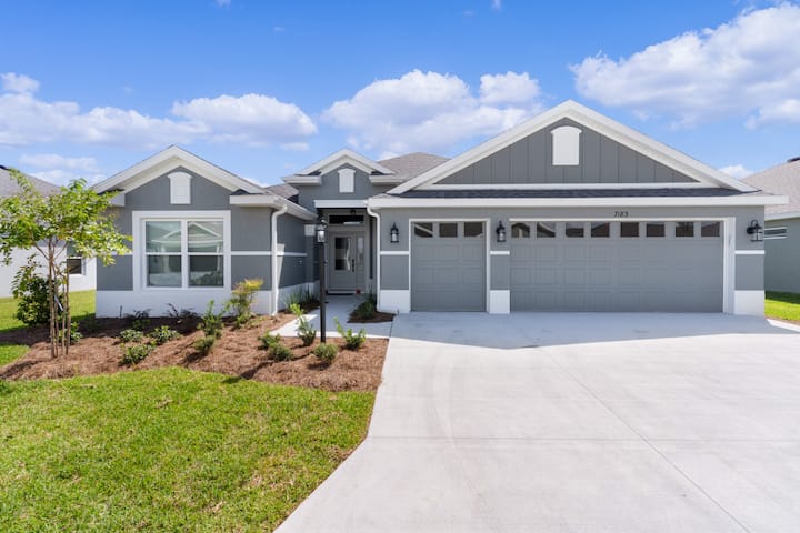 Tucson Trail Retreat - Leesburg, FL