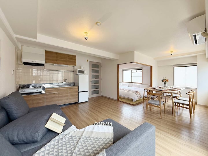 Stylish 2-story Apartment Near Atomic Bomb Dome - Hiroshima