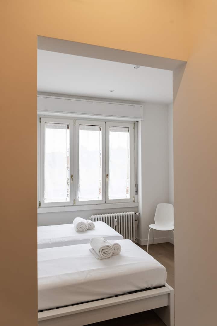 Youhosty - Gioia Large - Mailand