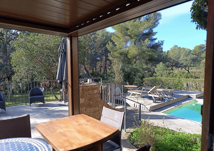 Spacieuse Maison Avec Piscine à Cabasson - La Londe-les-Maures