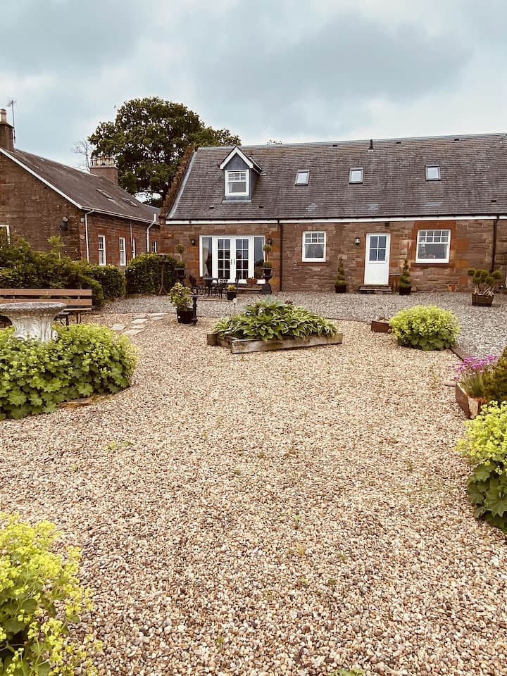 Apple House, Loaninghead - Drymen