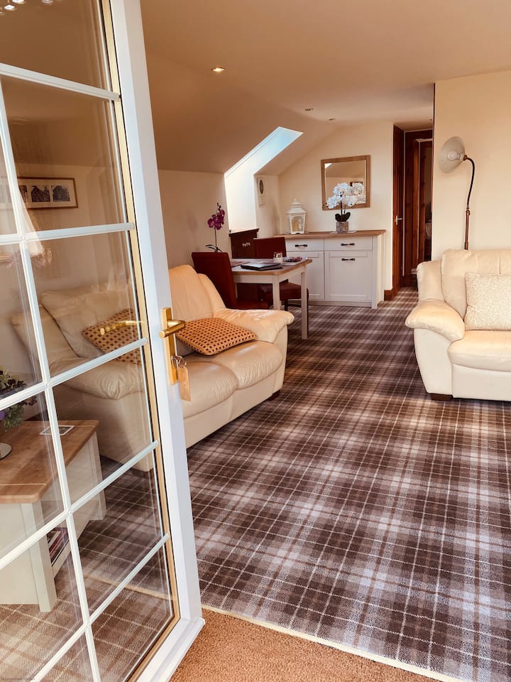 Bothy Apartment, Loaninghead - Loch Lomond, United Kingdom