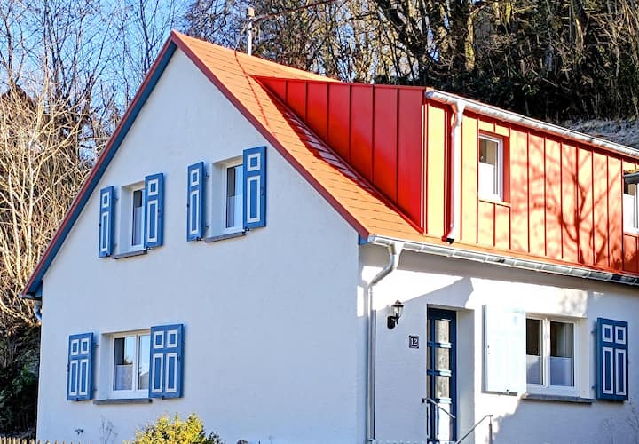 Dein Eifelhaus: Zwischen Dem Nürburgring Und Mayen - Spessart