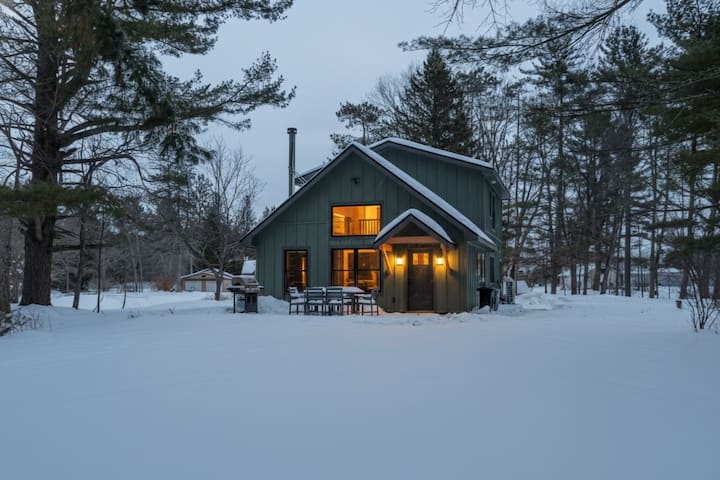 Lakefront Cabin With Private Dock Kenoza Den - Bethel