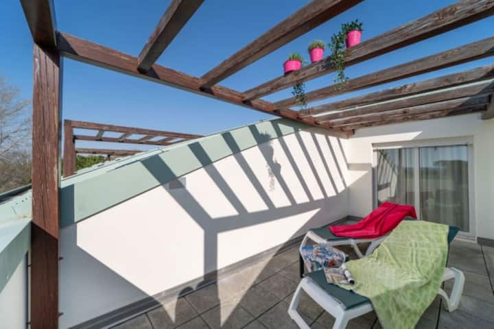 Elégant Appartement En Duplex Avec Piscine Partagé - Caorle