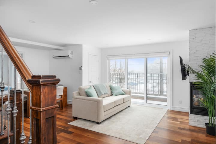 3br Townhouse | King Beds | Underground Parking - Blainville