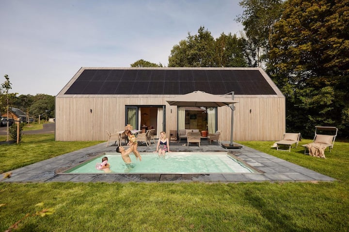 Unbrick One Family | Sauna En Verwarmd Zwembad | 2+4 Pers. - Doetinchem