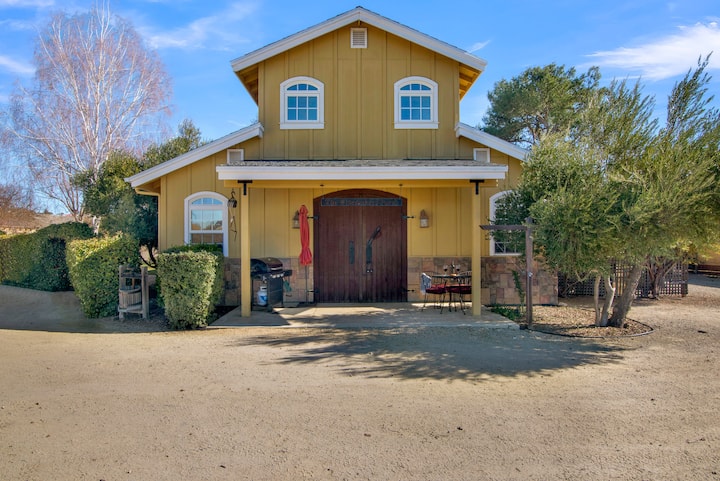 Stay On A Vineyard: The Winemakers Porch - Paso Robles, CA