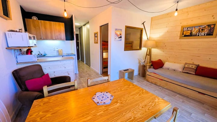 Grand Studio Cabine Pour 4 Personnes Avec Garage - Arêches
