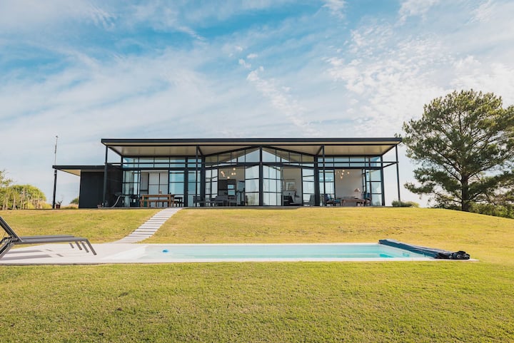 La Casa De Cristal By Puerto Dijama - Uruguay