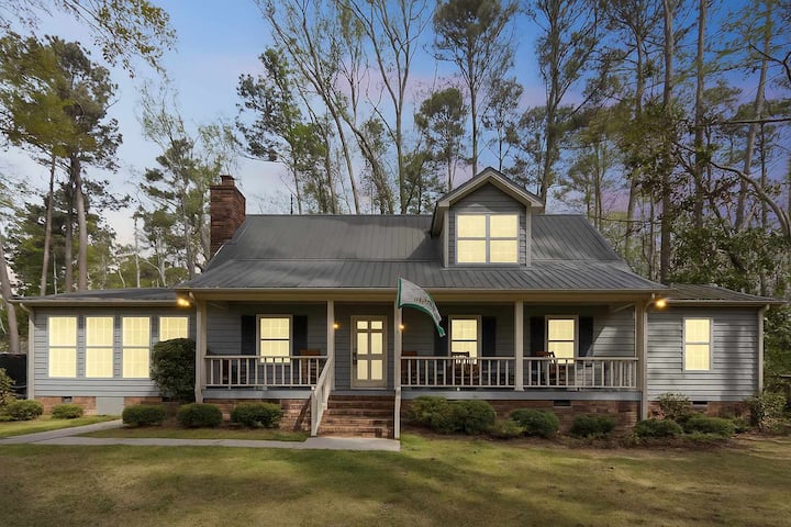 7 Acres | 2 Houses |  Pond| Game Room | Full Gym - South Carolina