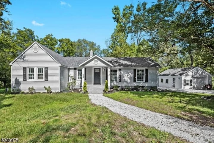 Modern Montague/milford Area Home - High Point State Park, Sussex