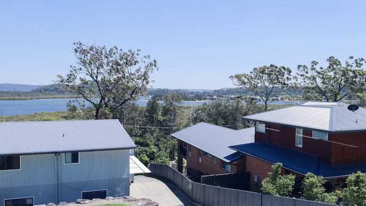 Akoya Pearl Empire Bay - Central Coast