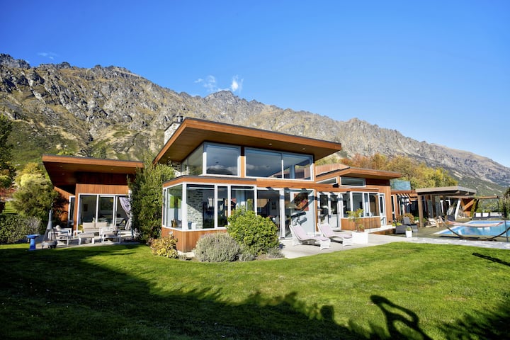 Oraka Lakeside Retreat - Queenstown