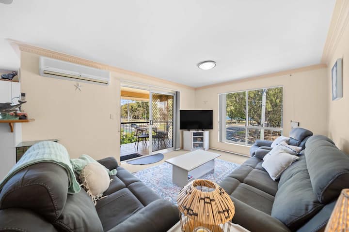 2brm Self Contained Apt - Pumicestone Passage View - Sandstone Point