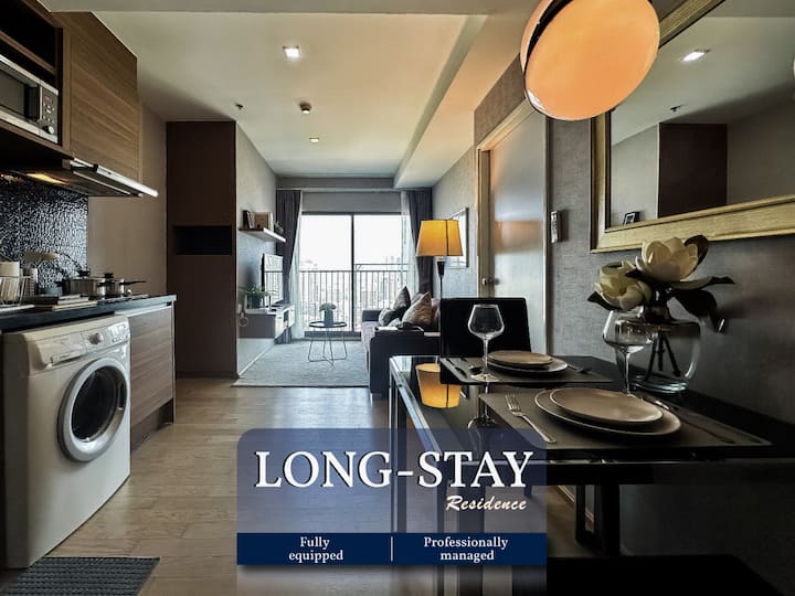 200m To Bts • Large 47 Sqm • Pool & Gym • Sontana - Bangkok