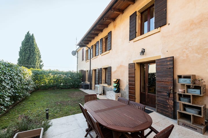 Giardino Di Corte - Verona