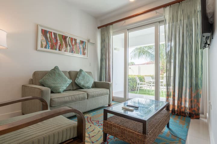 2br Condo With Patio! Resort Style Pool! - Aruba