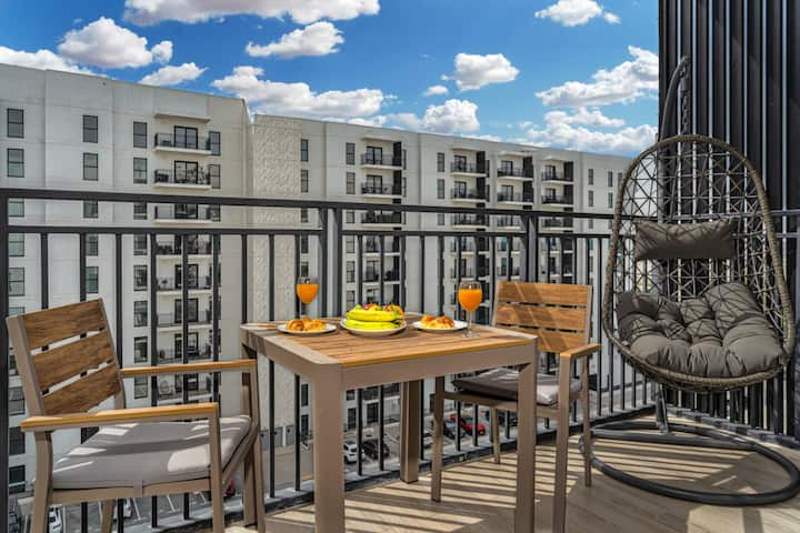 Upscale Yas Island Stay- Yas Mall & Ferrari World - Abu Dhabi