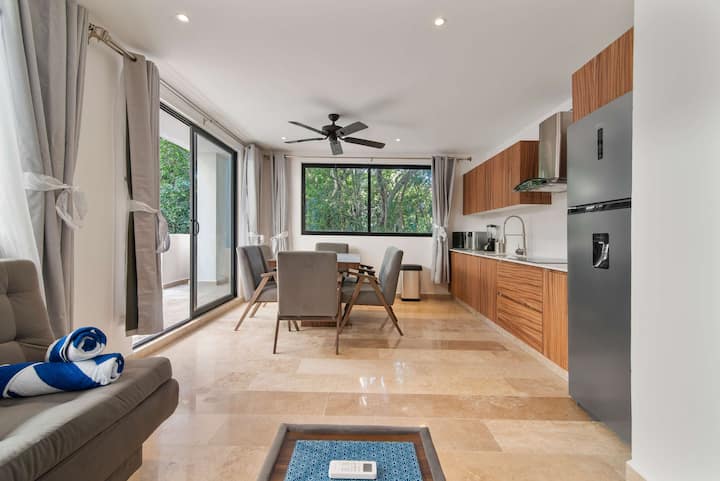Aldea Zama 2-br, Lux Building Amenities - Tulum