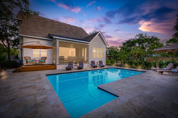 Beautiful Family Home With Swimming Pool - Brunswick, GA